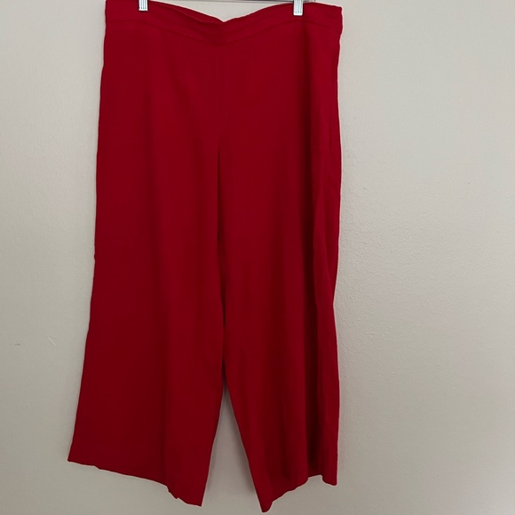 LOFT | Pants & Jumpsuits | Loft Red Capri Pants | Poshmark